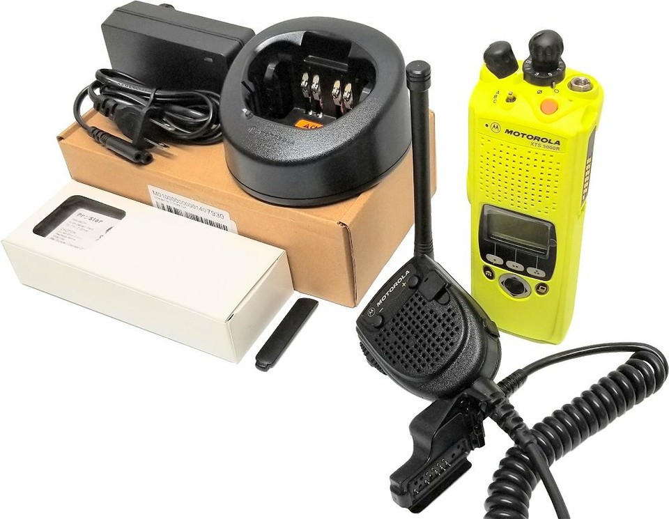 Motorola XTS5000 II VHF P25 Digital Two Way Radio UCM ADP DES SMARTzone ...