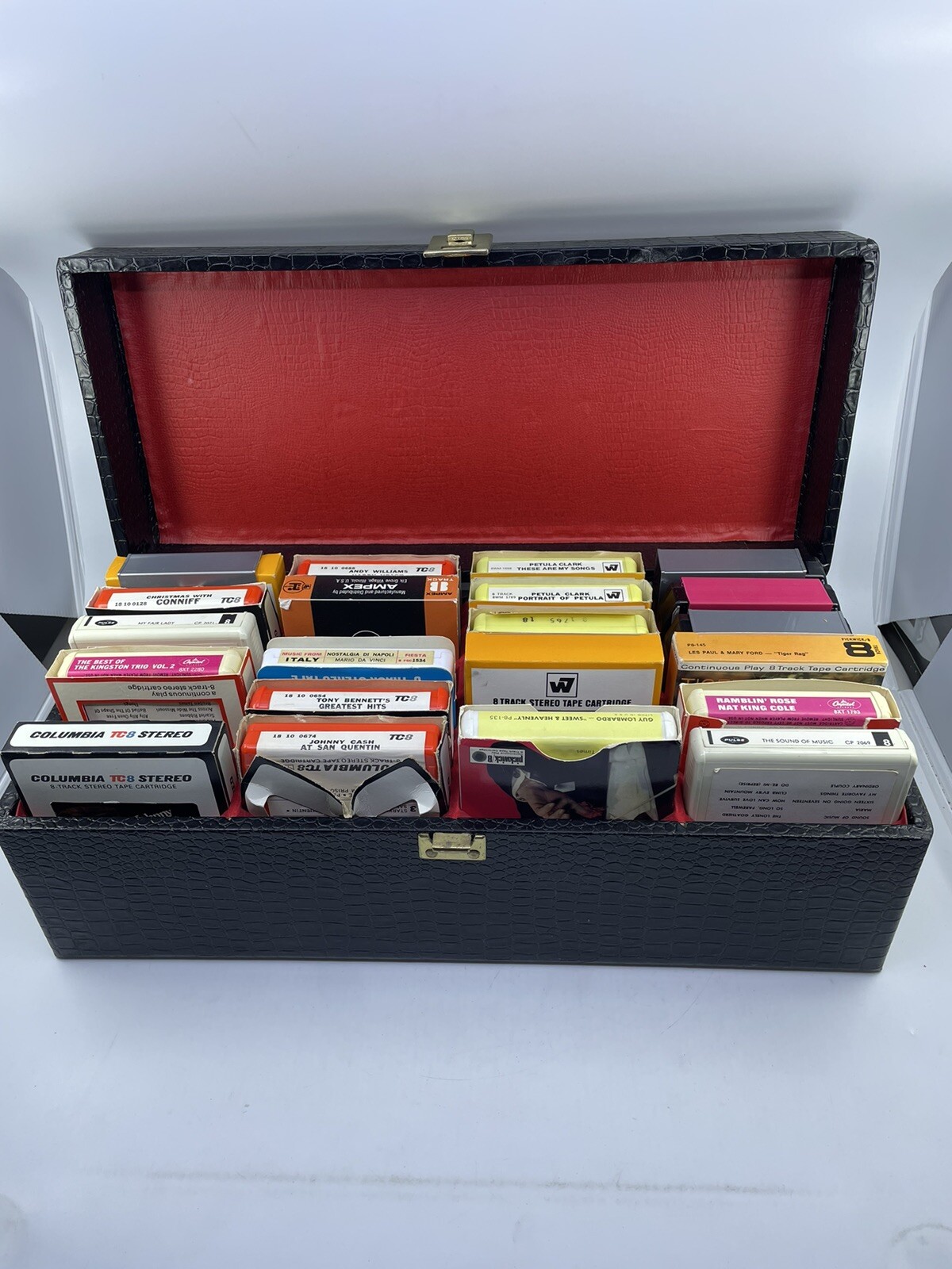 Vintage Black Faux Alligator 8 Track Storage Carrying Case W/ 21 Tapes ...