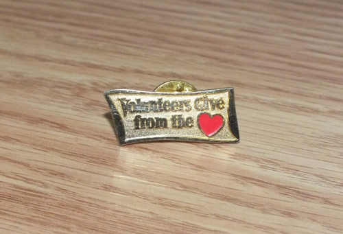 Small Gold Tone Volunteers Give From the Heart Collectible Lapel Pin | eBay