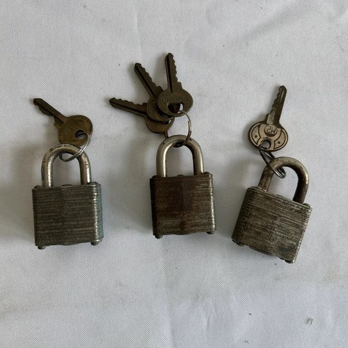 Lot Of THREE (3) VINTAGE MASTER LOCKS NO. 7 with Separate Keys Each ...