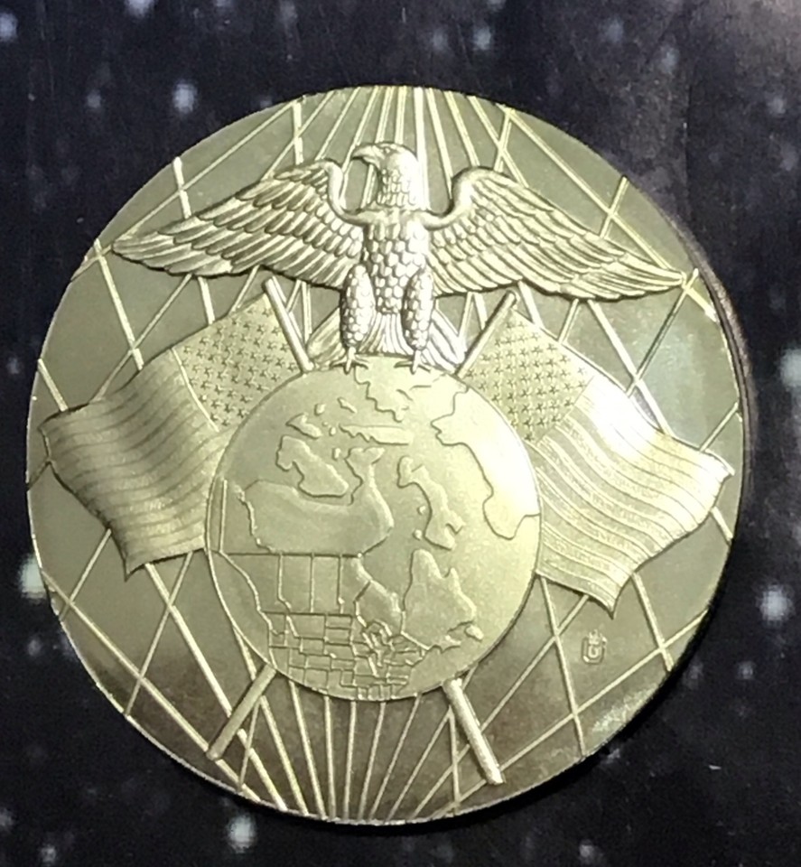 BENJAMIN FRANKLIN 100 BANKNOTE COMMEMORATIVE GOLD-TONED COIN BY ...