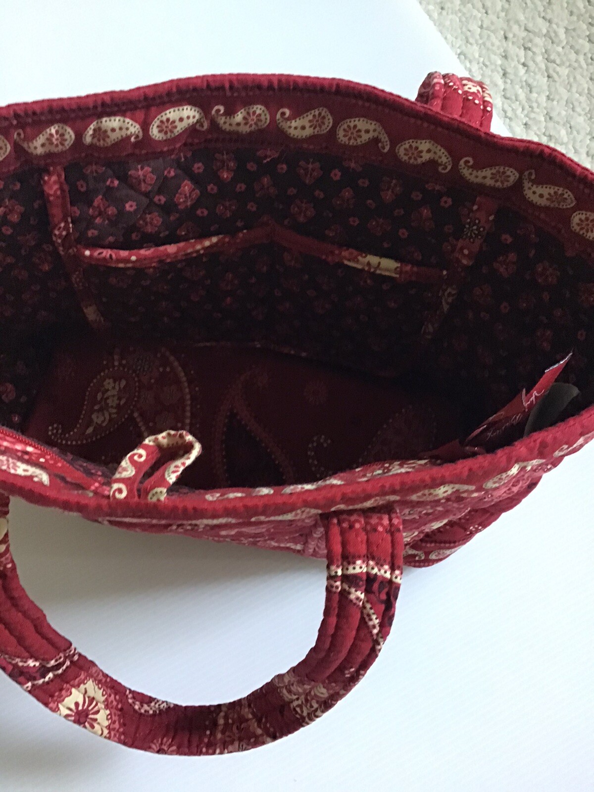 Vera Bradley Retired Mesa Red Paisley Toggle Tote Sma… - Gem