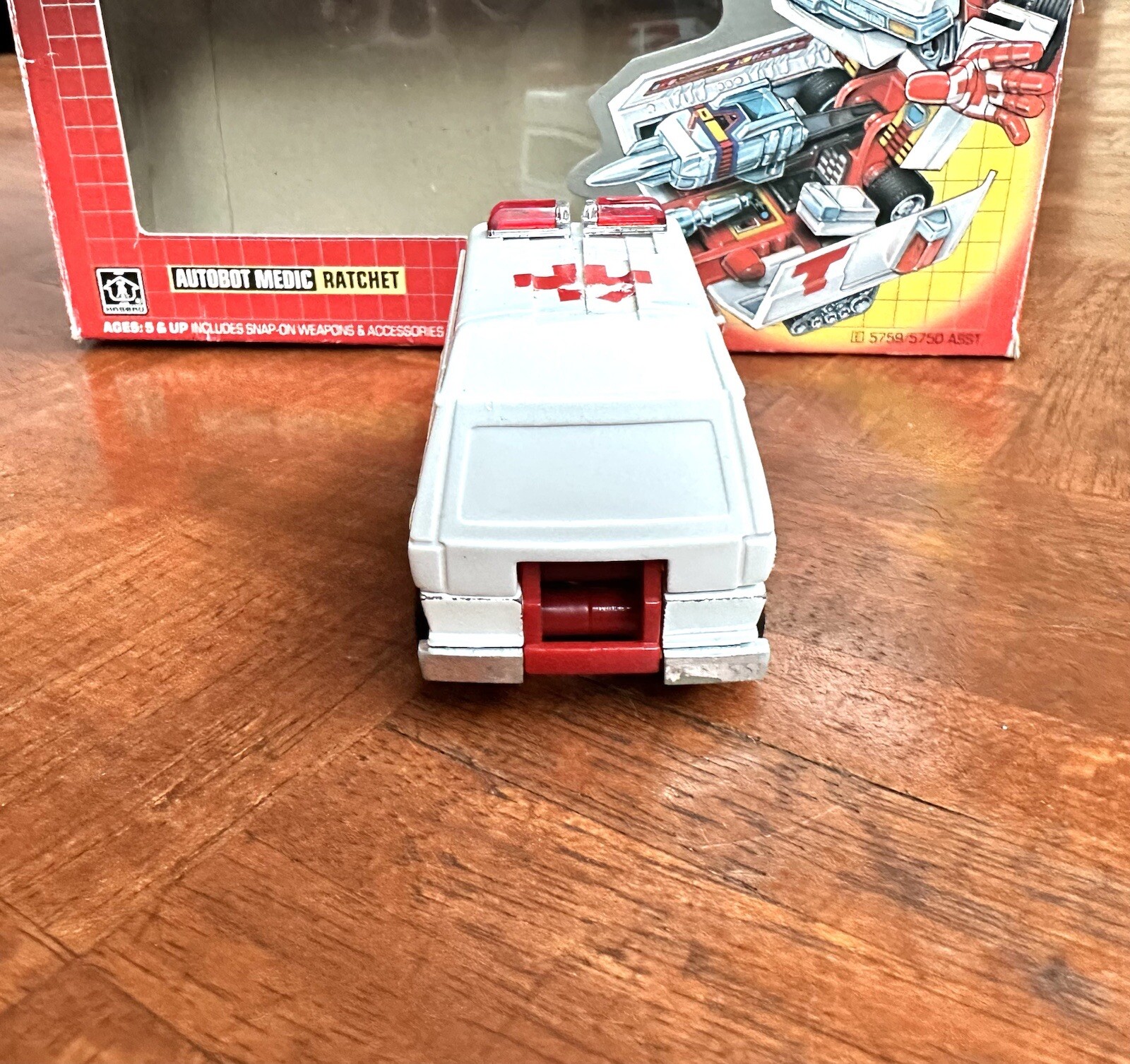 Original Transformers G1 Pre Rub Circle Stamp Ratchet with Box ...