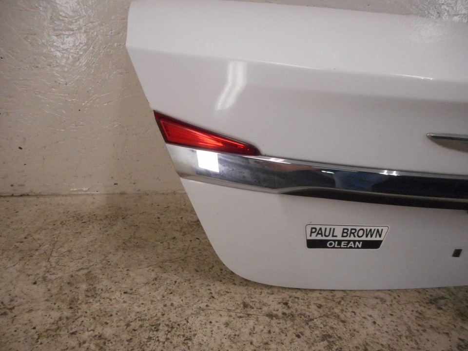 Chrysler 200 Rear Trunk Decklid Sedan White OEM 2011 2012 2013 2014 | eBay