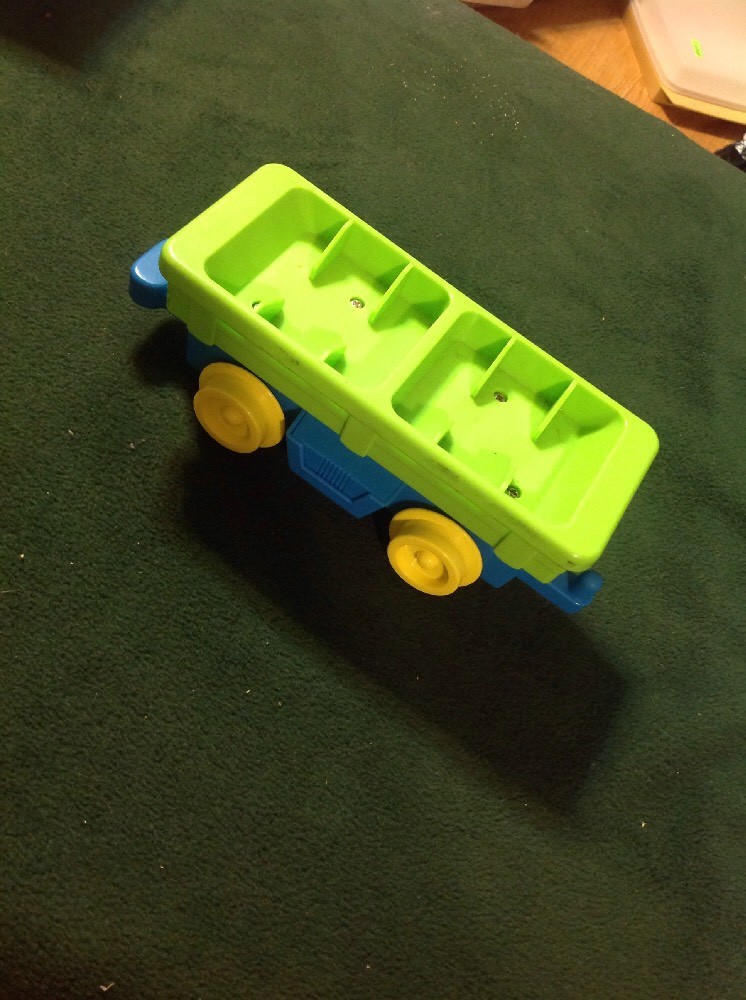 Sesame Street Tyco Elmo's Radio Control rc Railroad Engine Toy Train ...