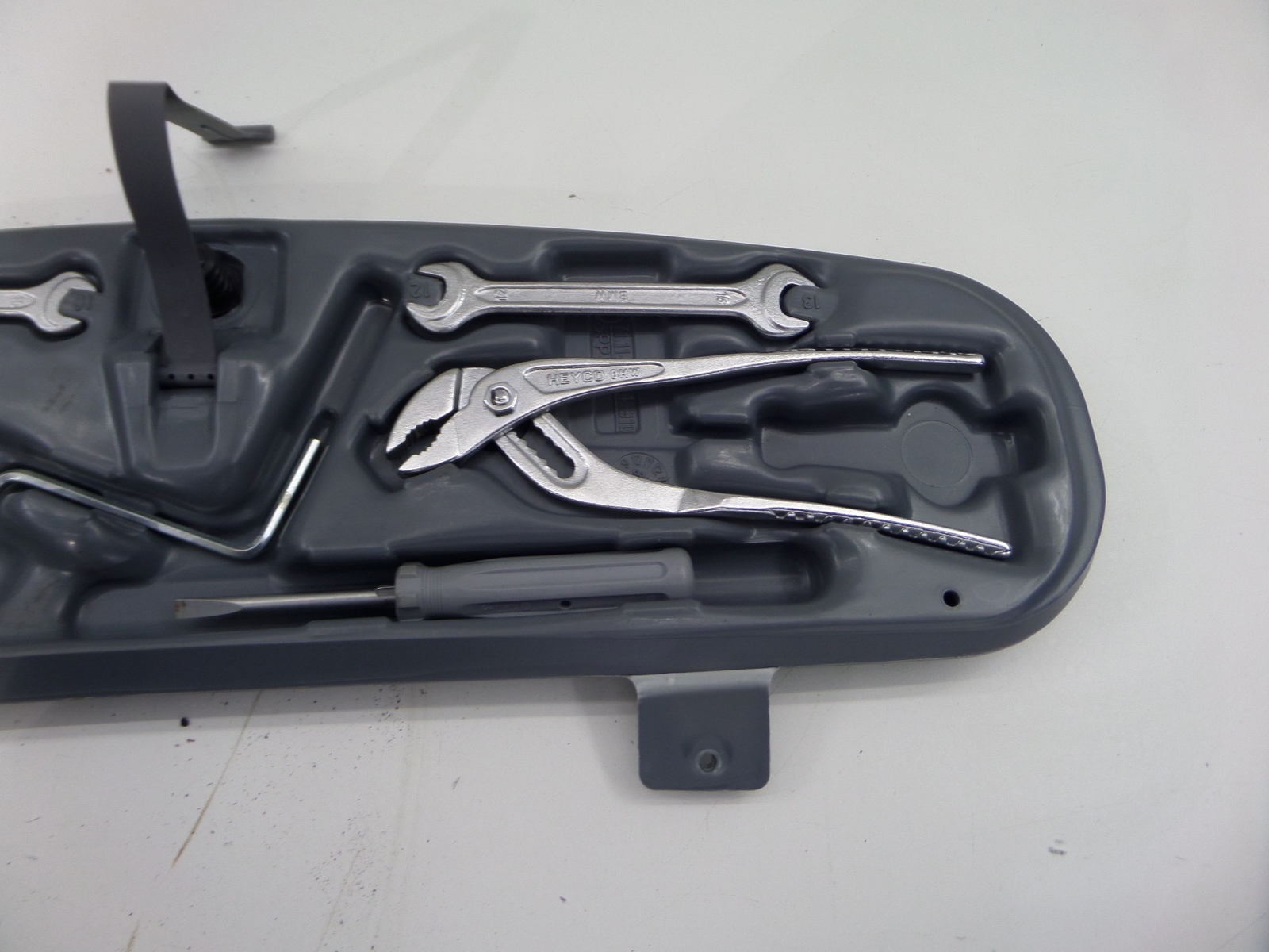 BMW M3 Tool Kit E46 02-06 OEM | eBay