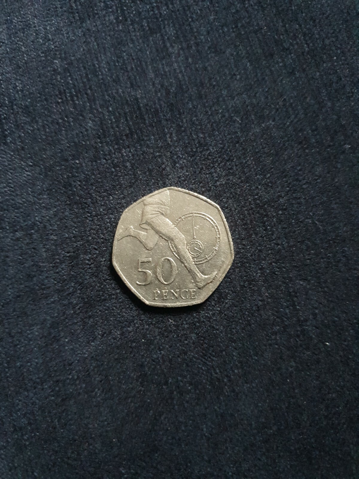 COLLECTABLE 50p coin Extremely RARE Runner Roger Bannister, circulated ...