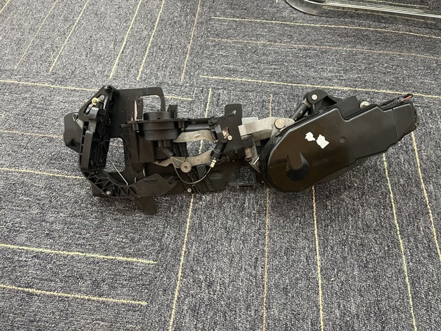 Rolls Royce Ghost Radiator Mascot Retractable Mechanism 51117198867 for ...