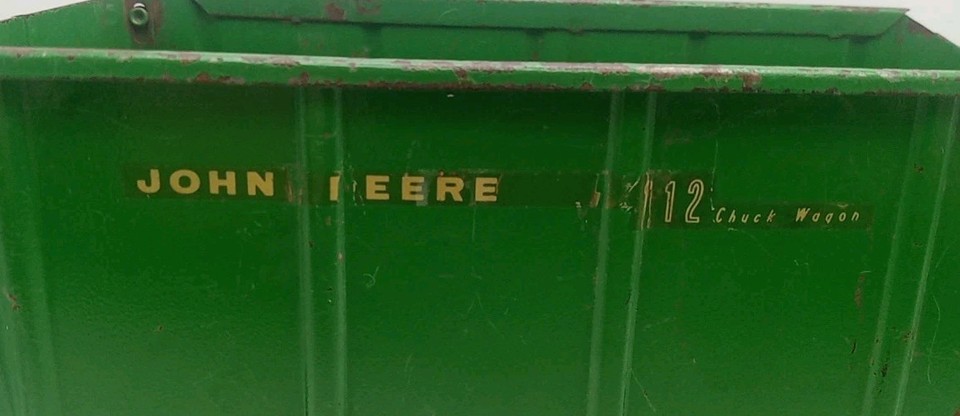 Vintage 1/16 Scale ERTL Farm John Deere Chuck Wagon 112, Dyersville ...