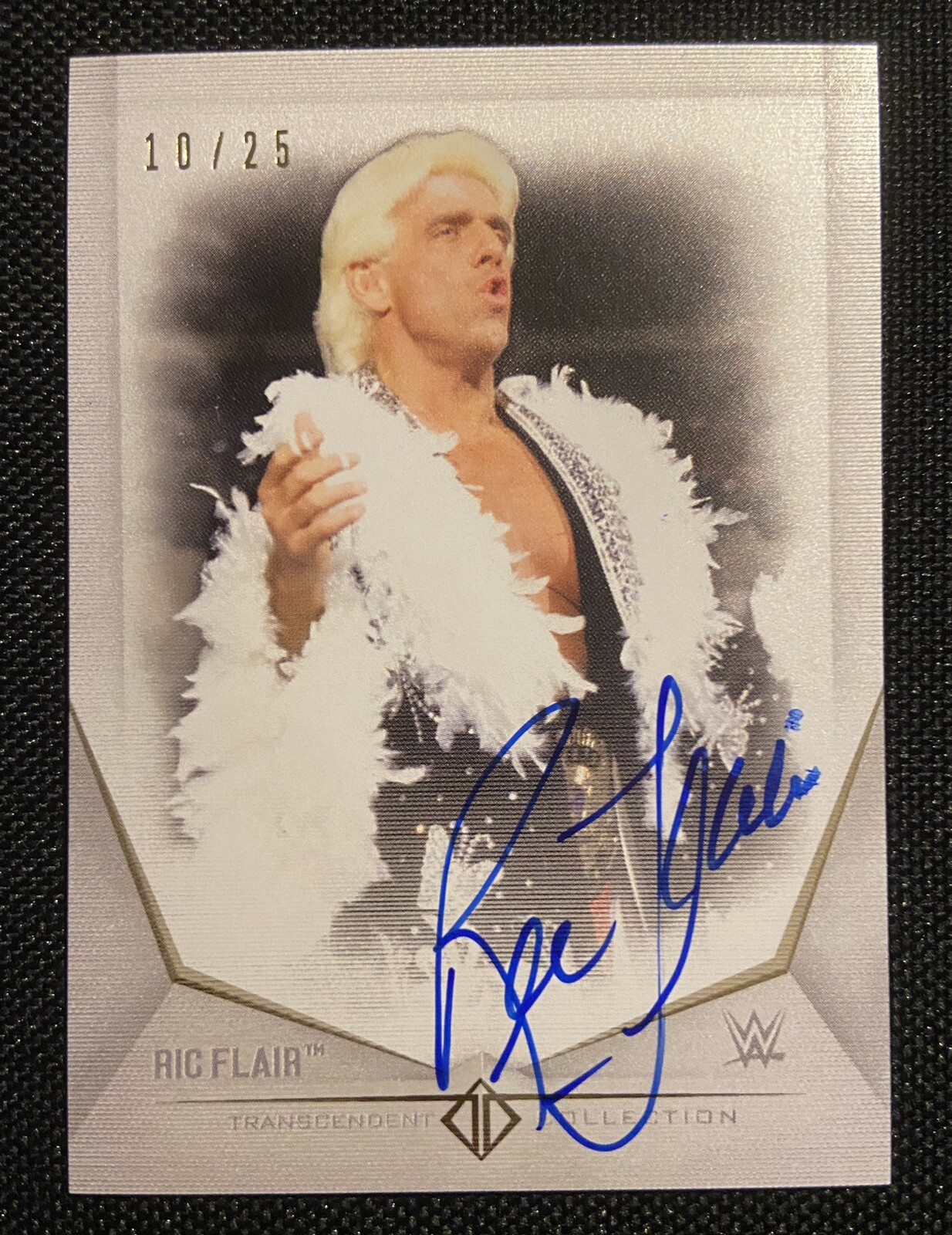 2019 Topps Transcendent WWE RIC FLAIR AUTO /25 WWF Autograph SP NWA WCW ...