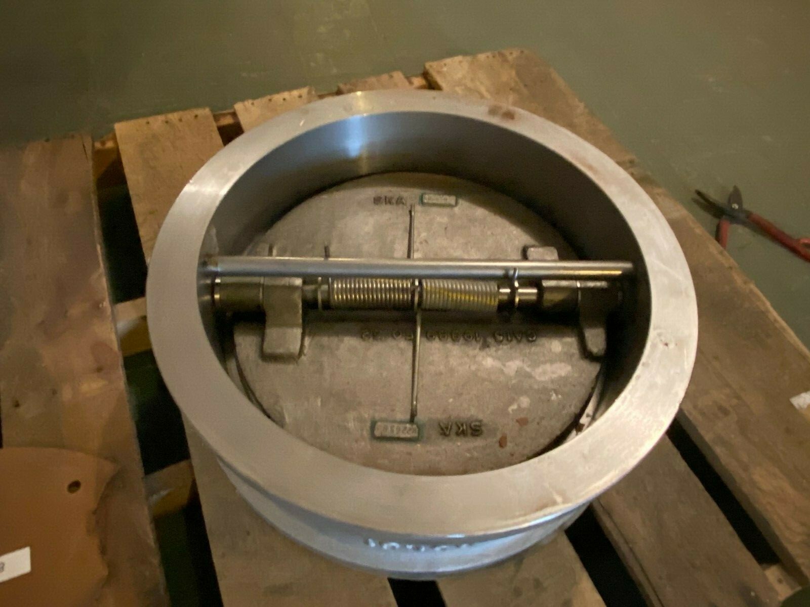 Crane Duo-Chek II 18" 150# Wafer Check Valve 285 PSI G15SPF-T60 WCB RF ...