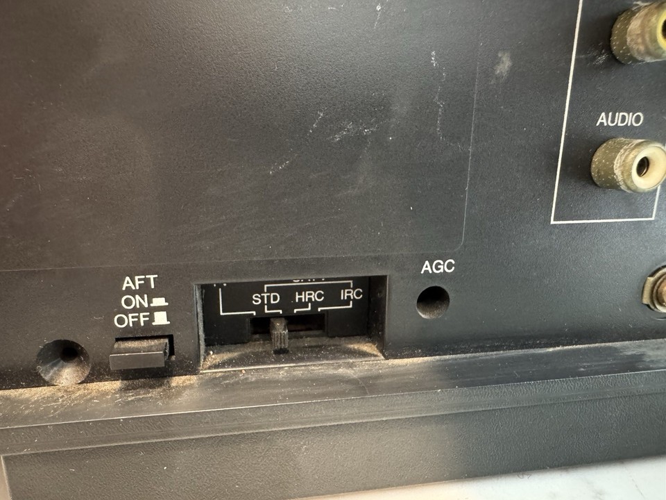 RETRO GAMING HOLY GRAIL TV!! Sharp Linytron 14KV455 CRT Television RARE ...