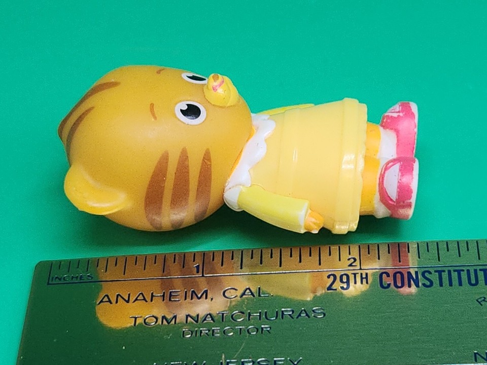 Daniel Tiger's Neighborhood Toy Figure Lot Sister Margaret & Mom Tiger ...