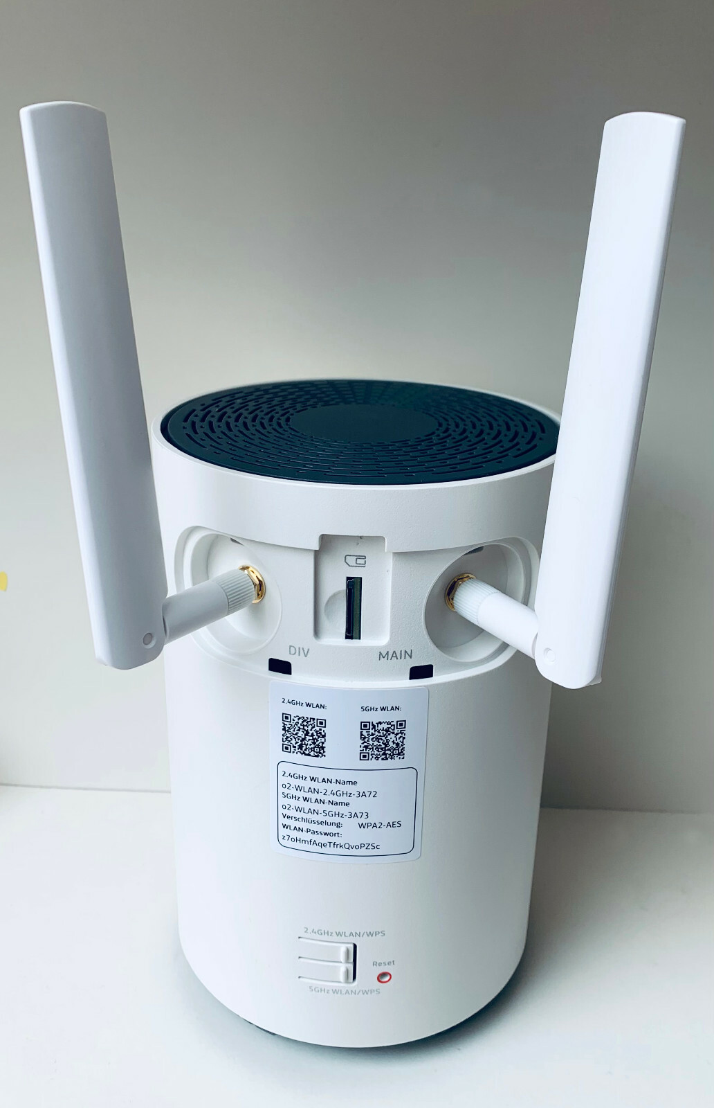 o2 HomeSpot LTE Router | Askey RTL0080.D112 | LTE bis 300 MBit/s | 2 x ...