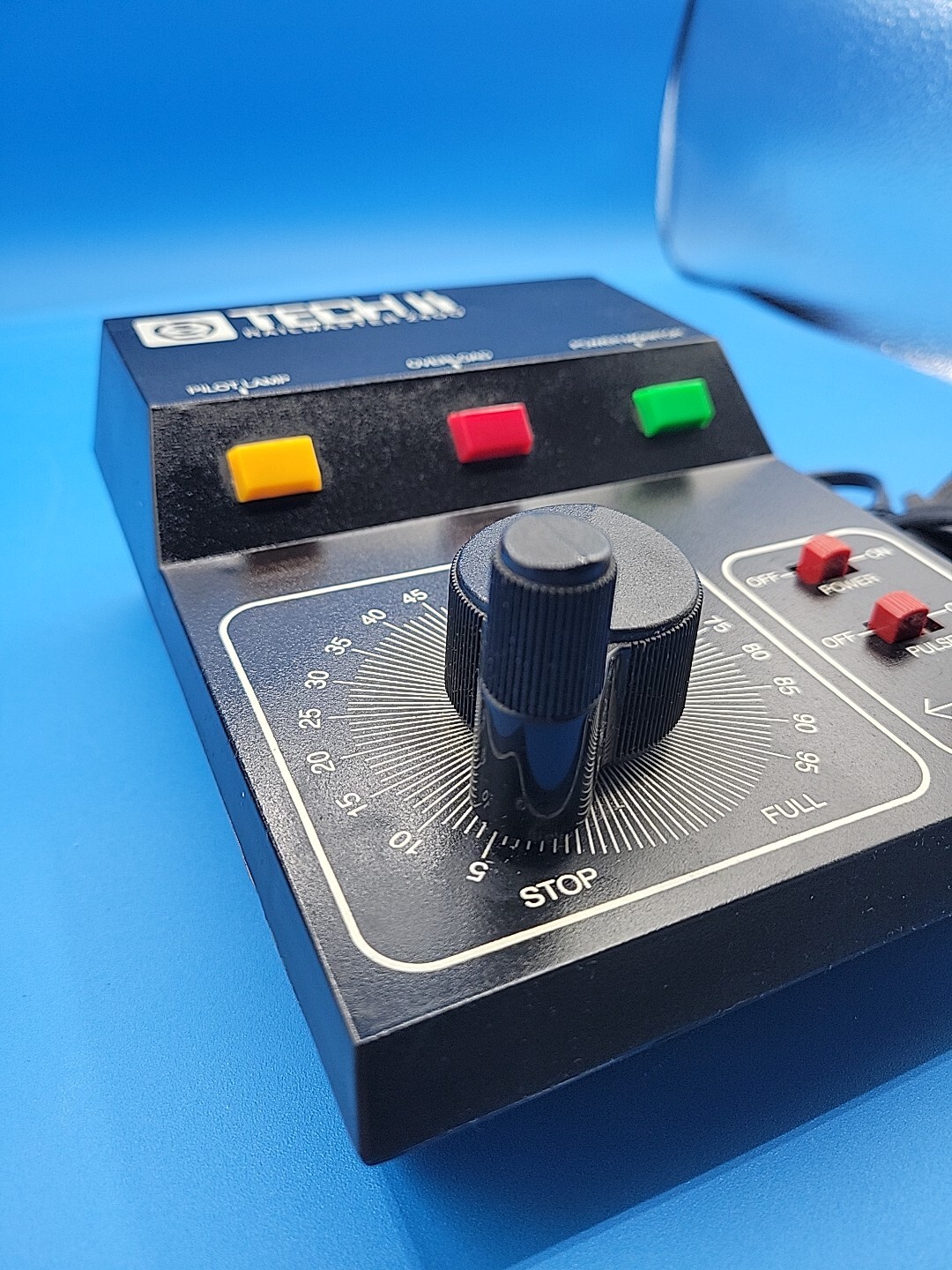 MRC Tech II Railmaster 2400 Model Train Control Power Supply | eBay