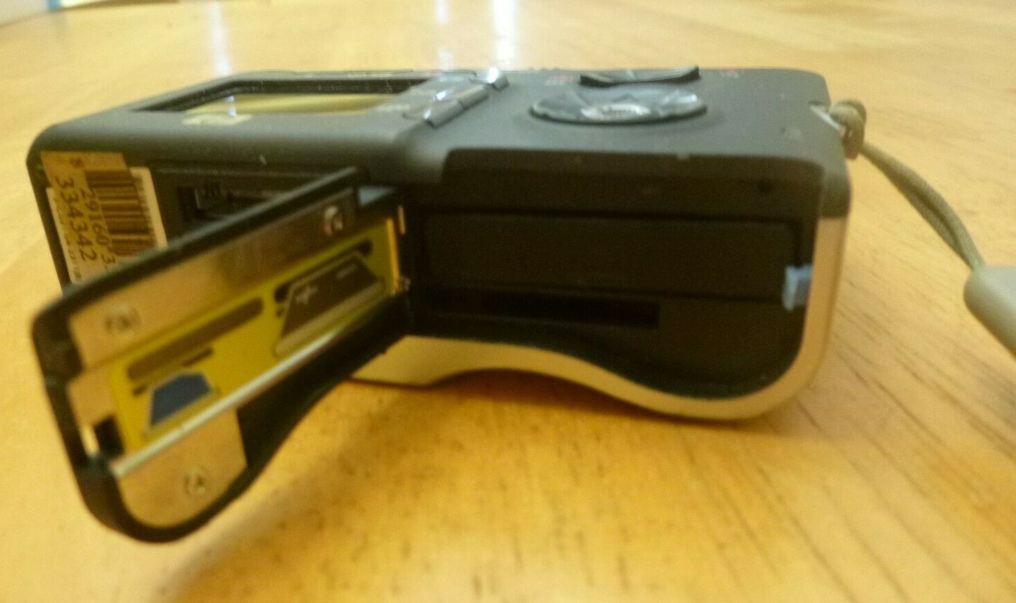 Digital Camera HP PhotoSmart R507 4.2 MP - Silver / 2 rechargeable ...