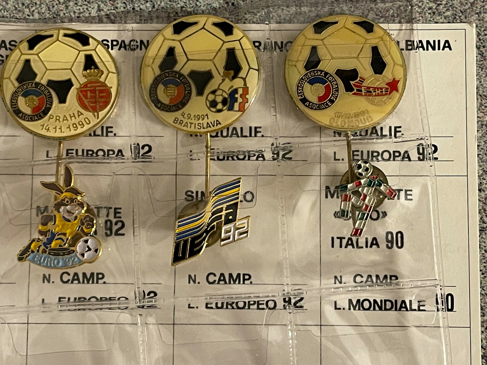 Spille/Distintivi Squadre Calcio,Pins/Badges Soccer Team.Scegli Choose ...