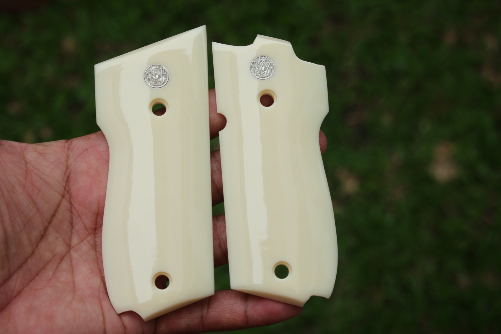 Smith & Wesson model 39-2 Grips Imitation Ivory Smooth by Vitoonmakers ...