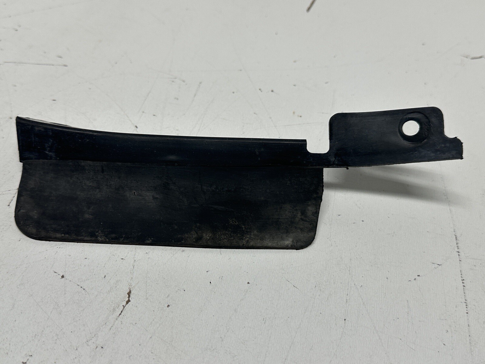 T21051 2007-2013 BMW X5 Rear Splash Shield Lip Driver Side LH ...