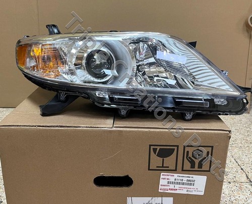 Toyota Genuine 81110-08032 Headlamp Assy RH 8111008032 OEM | eBay