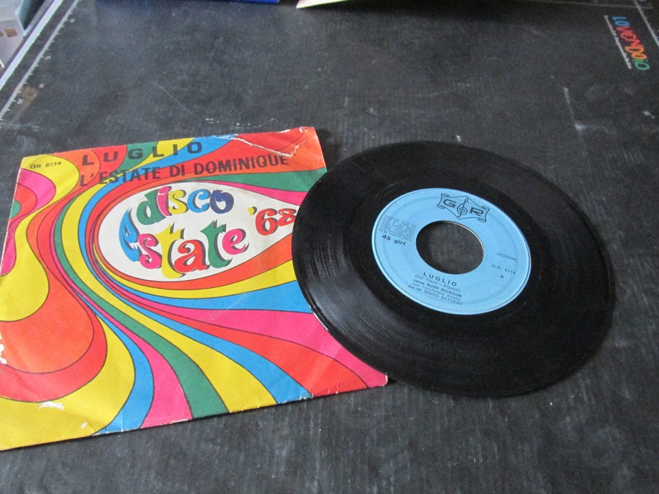 Vinyl Disk 45 RPM Disk Summer '68 - The Summer Of Dominique - July ...