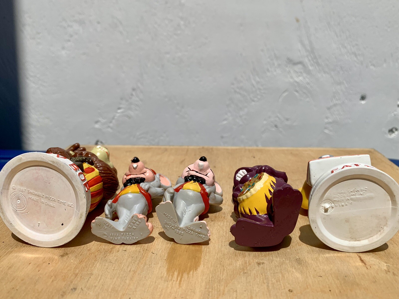 1980s Showbiz Pizza FATZ GERONIMO BILLY BOB | Grelly USA