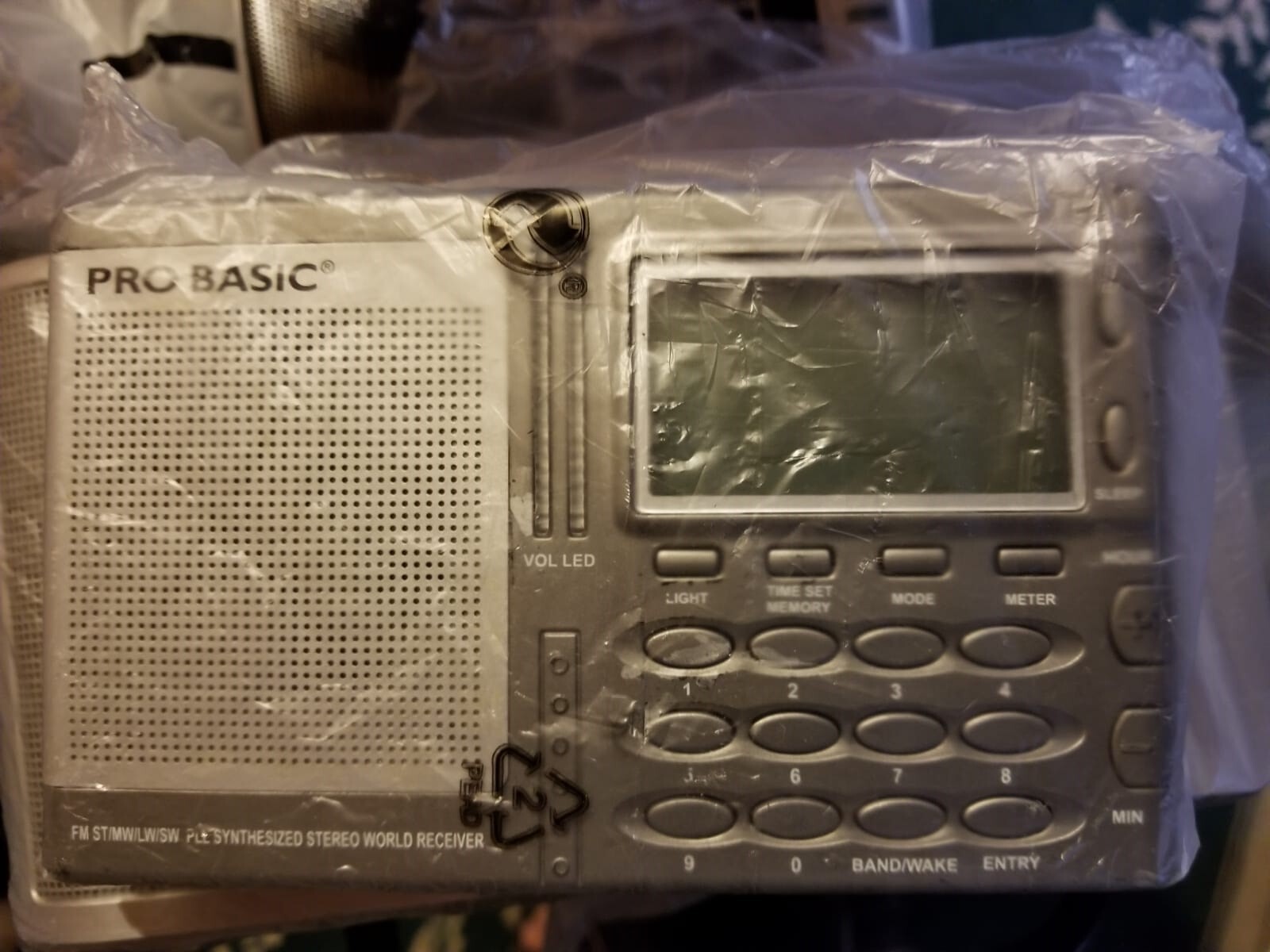 PRO BASIC (OPERA) PLL-205 AM, FM, MW, SW,PLL SYNTHESIZED DIGITAL WORLD ...