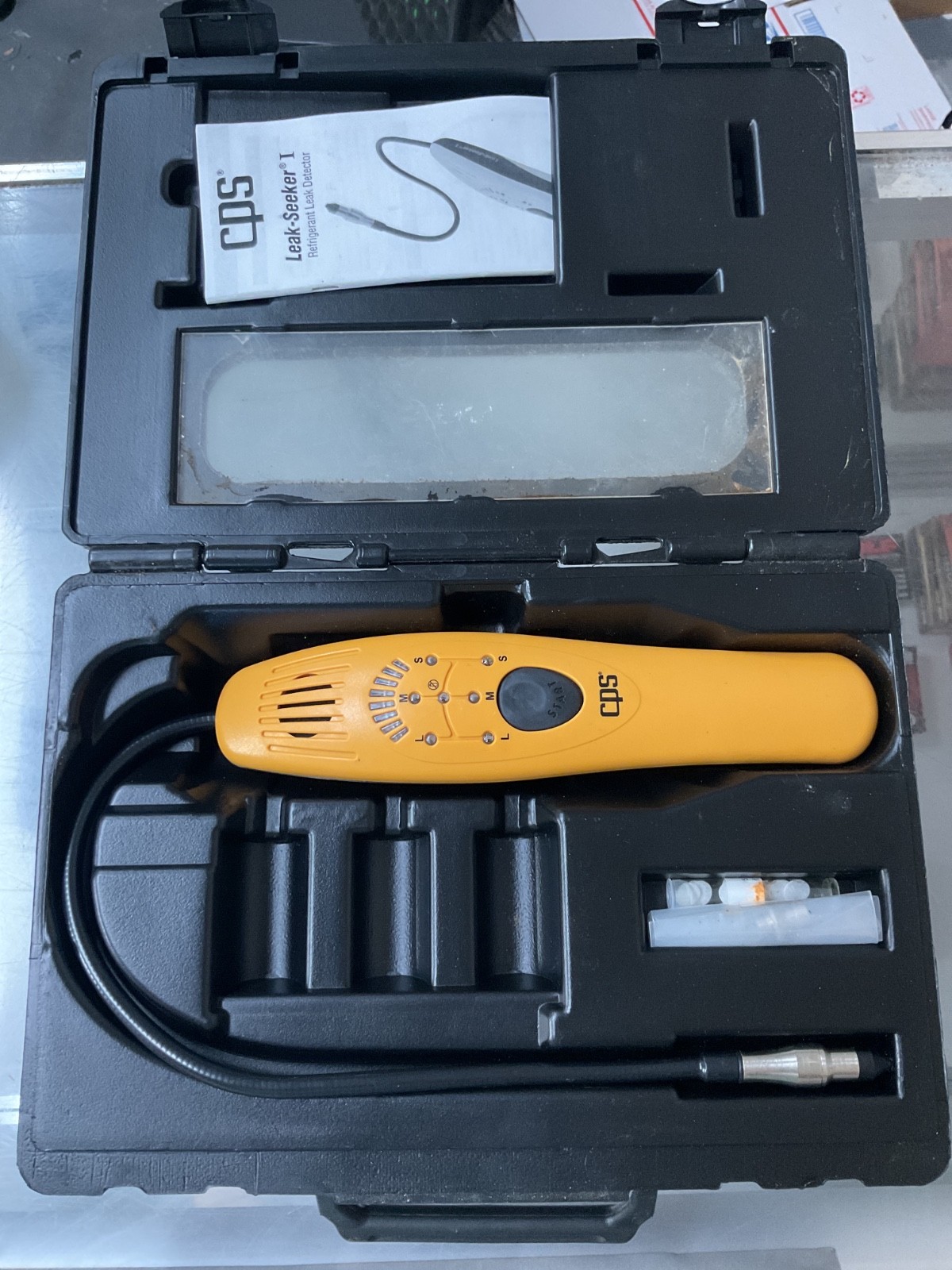 CPS Leak-Seeker I LS1 Electronic Refrigerant Leak Detector | eBay