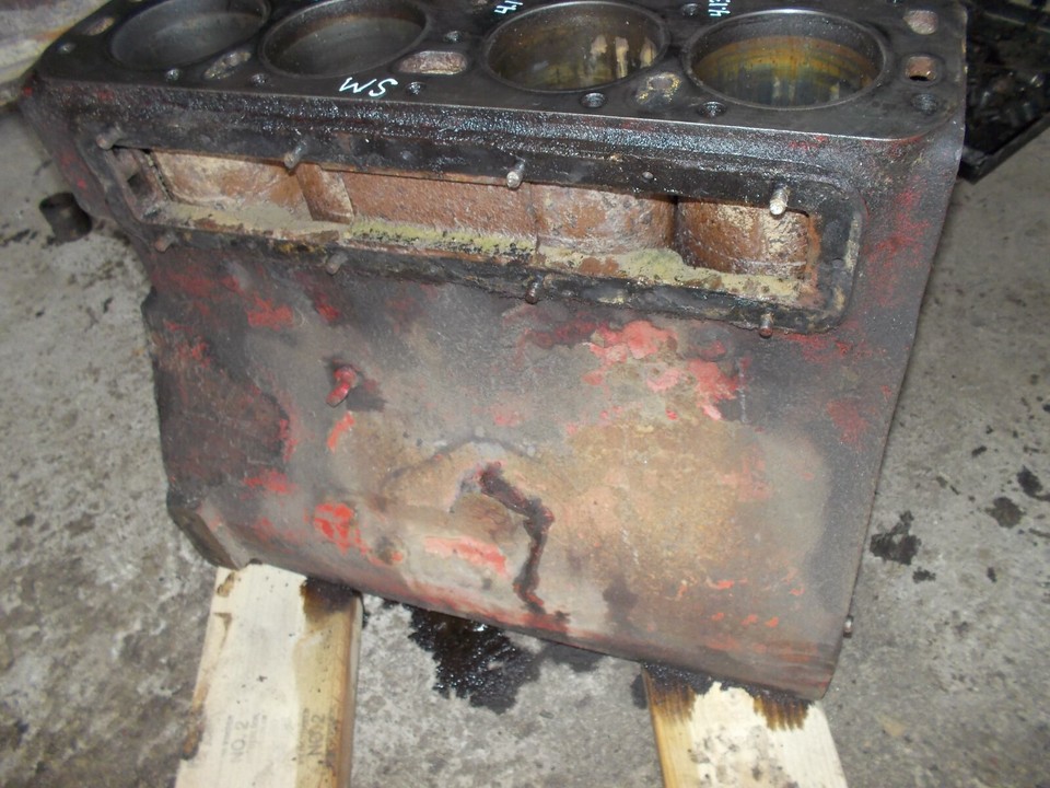 Farmall Super M SM SMTA MTA C264 Tractor 356980R1original IH engine ...