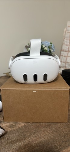 Used white meta quest 3 | eBay