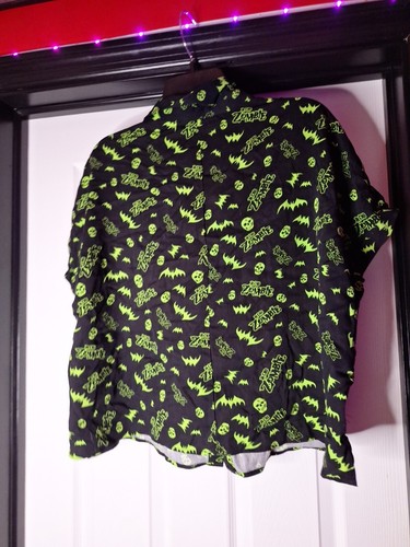 NEW Hot Topic Rob Zombie Bats & Skulls Heavy Metal Monster Button Up ...