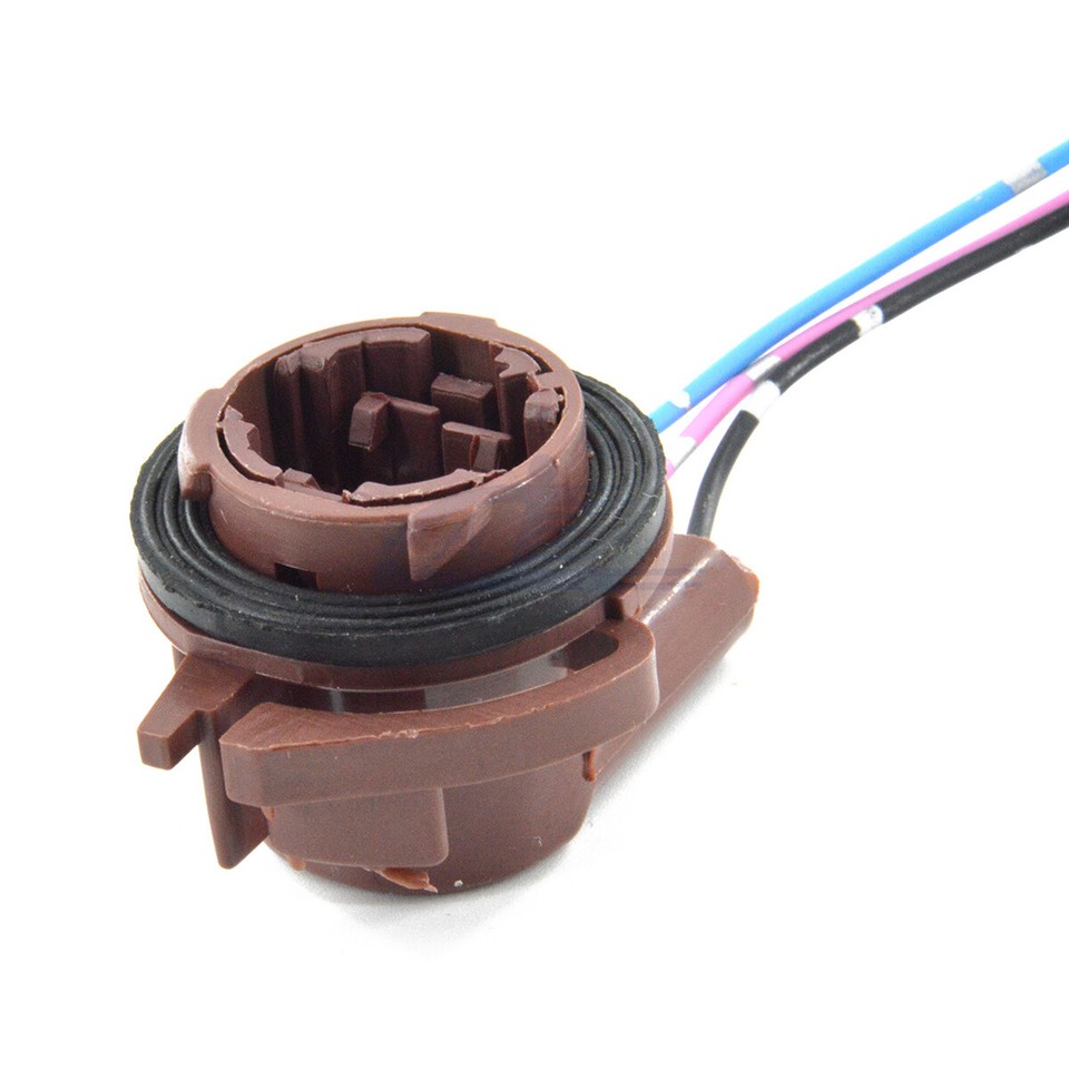 Female Socket Plug Adapter for 3156 3157 3157 4114 4157 Brake Turn ...