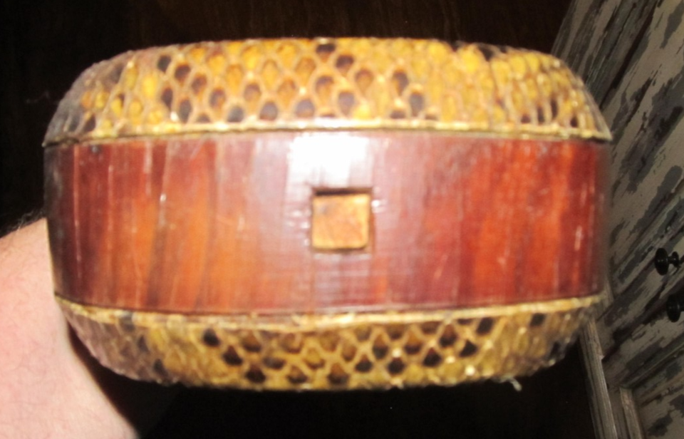 Sanxian Chinese Three String Lute Shamisen, Sanshin Snakeskin Hand ...