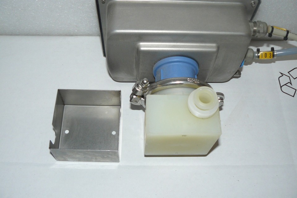 Endress+Hauser CLD132-PVA118HB1 Smartec-S Conductivity Transmitter 24 ...