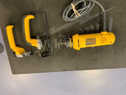 (39717-4) Dewalt DW660 Cut Out Tool | eBay