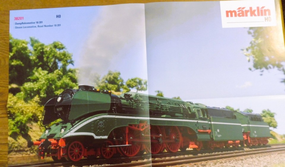 Märklin H0 38201, POSTER, BR 18201, der grüne Dampflokstar, das ...
