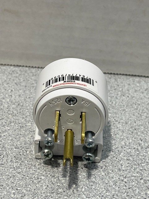 Leviton 020-515an-00w Commercial Grade Straight Blade Angle Plugs White ...