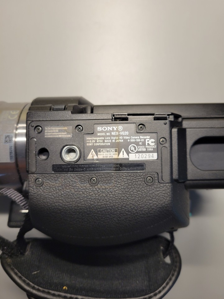 Sony NEX-VG20 HD Video Camcorder with Sony E 55-210mm SEL55210 Zoom ...