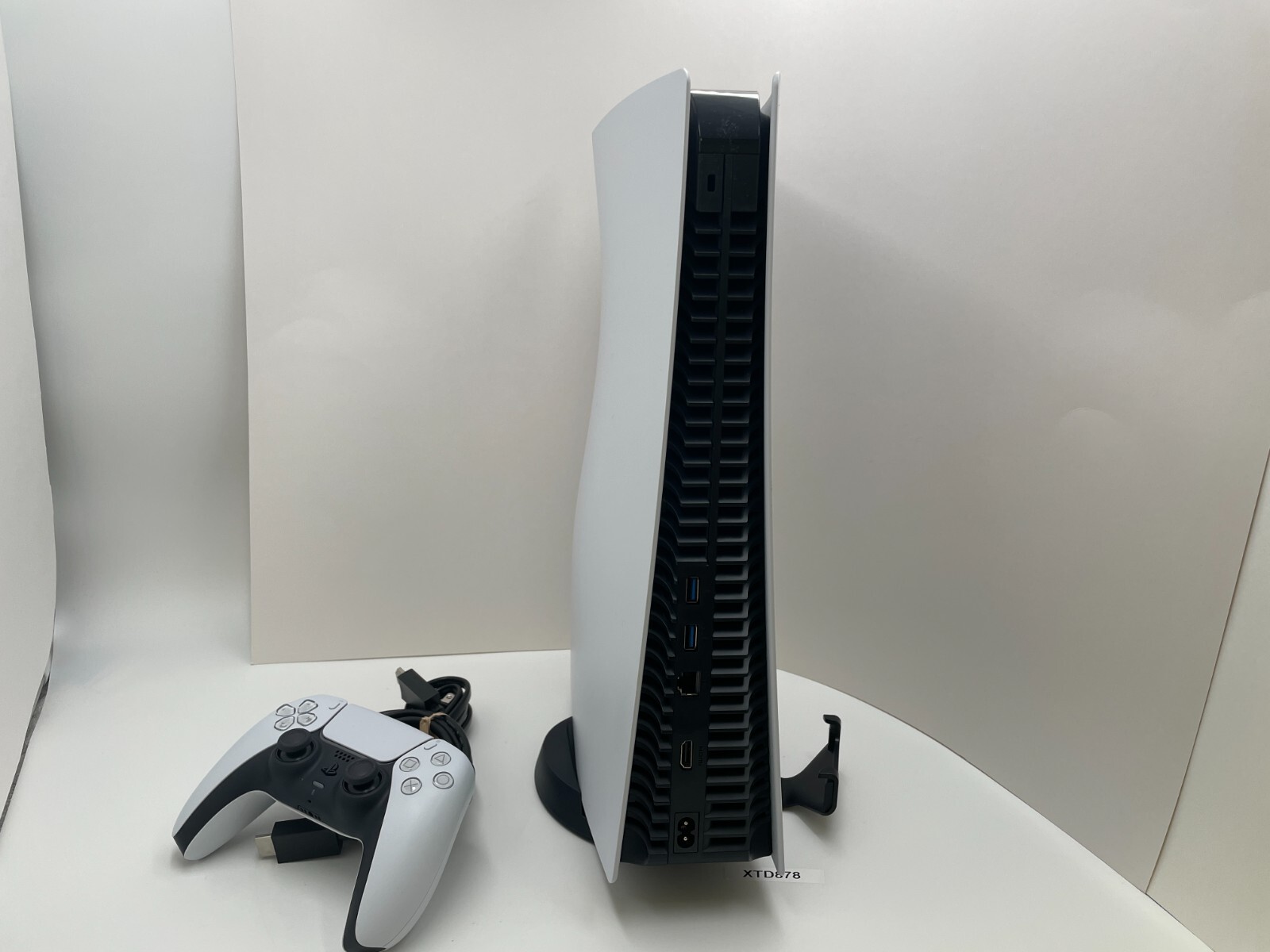 Sony PlayStation 5 - 825GB Blue-Ray Game Console - Good Condition | eBay