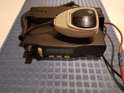 Motorola M1225 /M44DGC95A2AA LS-UHF Trunked Mobile 2 Way Radio w/ Mic ...