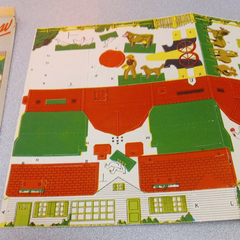 Tippy-Toy fun farm Paper Toy 1946 FAWCETT comics giveaway promotional ...