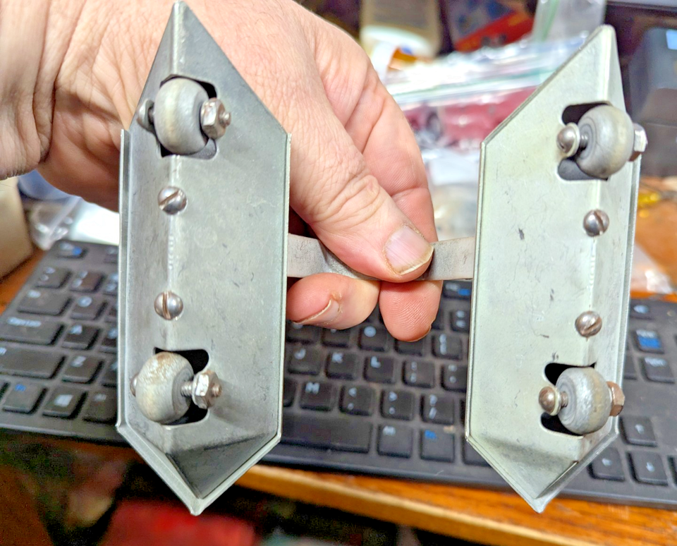 RARE PONTOONS W/BRACKETS 30's Spirit Of St. Louis Metalcraft Toy Plane ...