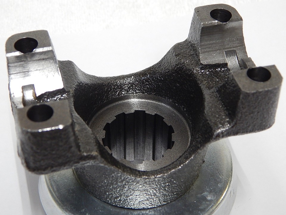 Willys Dana 18 Transfer Case Front Output Yoke. CJ2A MB CJ3A CJ3B M38 ...