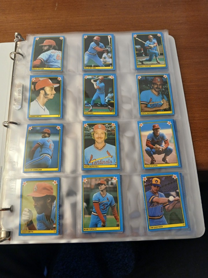 1983 Fleer Baseball Sticker Complete Set ( 270 ) NR.MT. + 27 Team ...