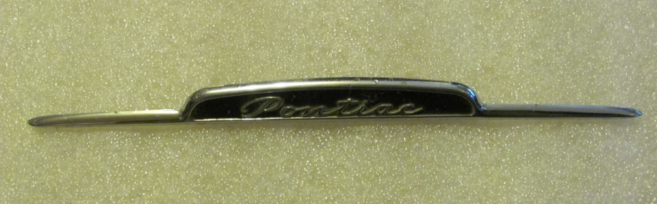 1940s - 1950's PONTIAC BADGE EMBLEM PN 512400 GENUINE FACTORY ORIGINAL ...