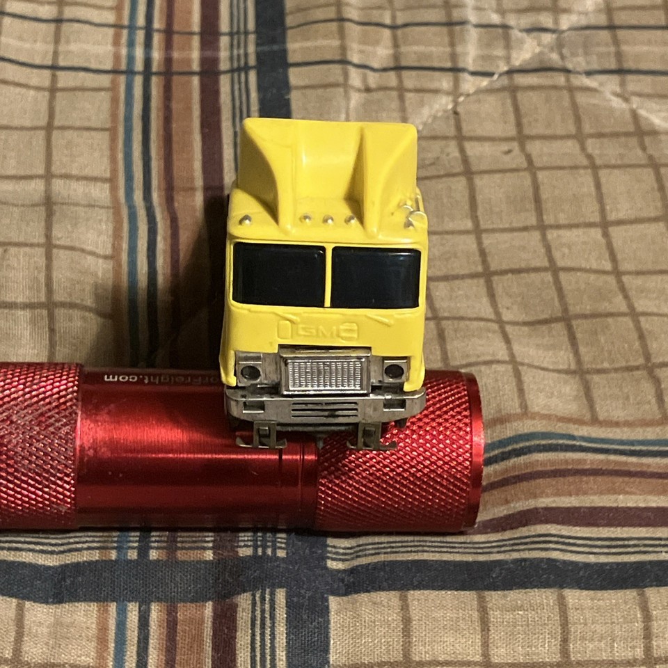 Custom Yellow Cab Over Semi Afx Truck Ho | eBay