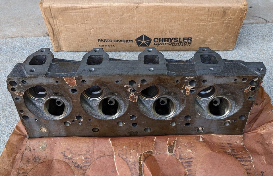 1962-1967 Plymouth Dodge 318 Poly Cylinder Head | NOS | MoPar | Genuine OEM