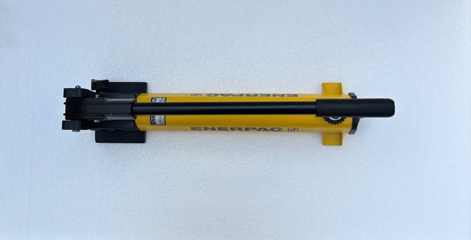 Enerpac P-392 2 Speed Lightweight Hand Pump 10.000PSI 700.BAR | eBay ...