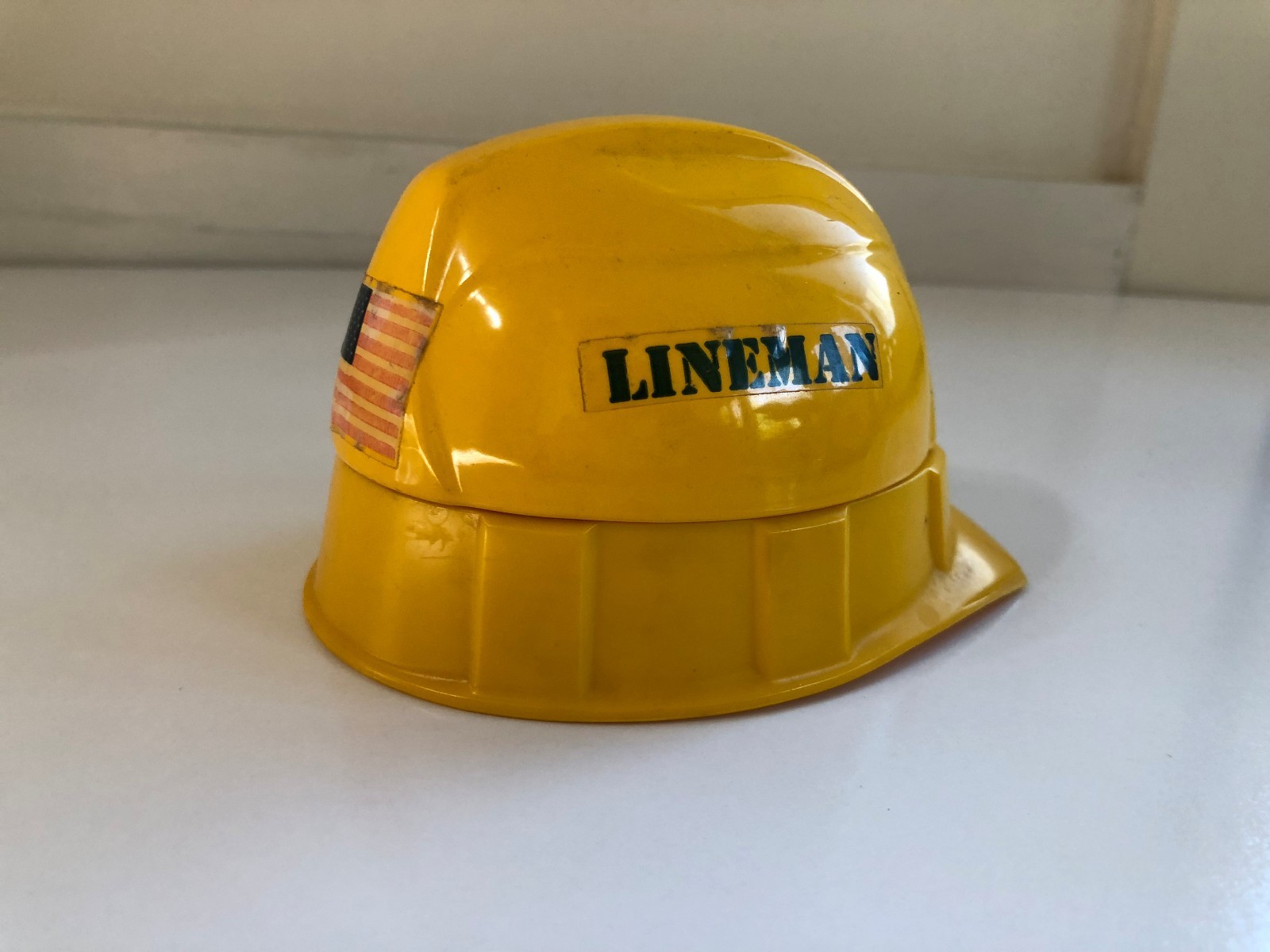 Avon FOREMAN BOSS HARD HAT Full Deep Woods After Shave Empty | eBay