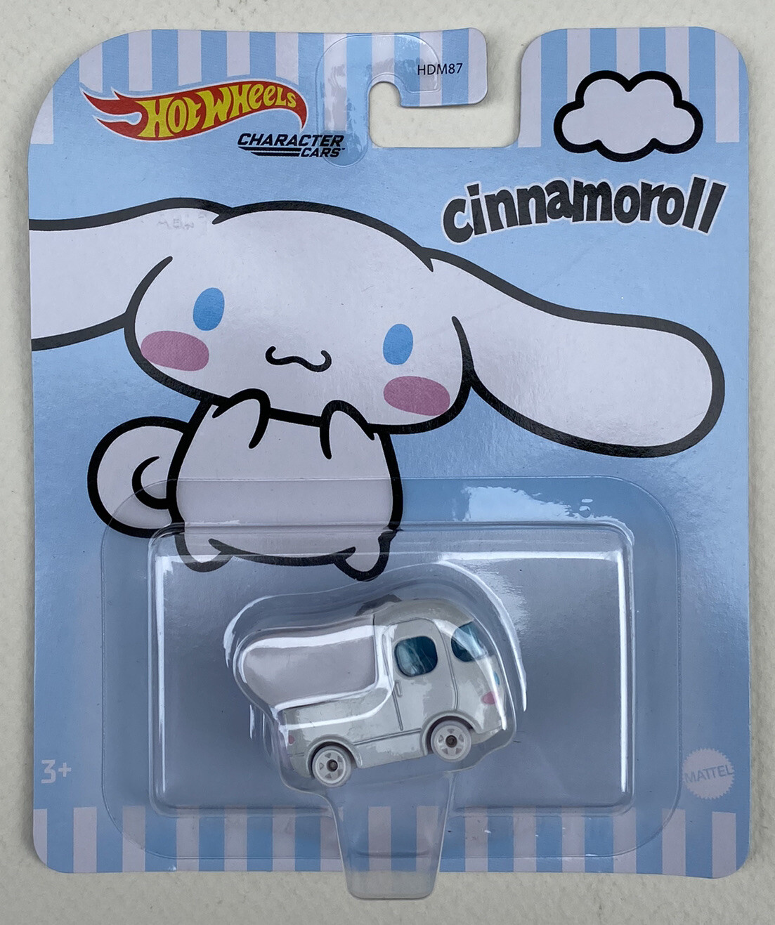 Hot Wheels HW HELLO KITTY Sanrio 1:64 Die-Cast Character Car ...